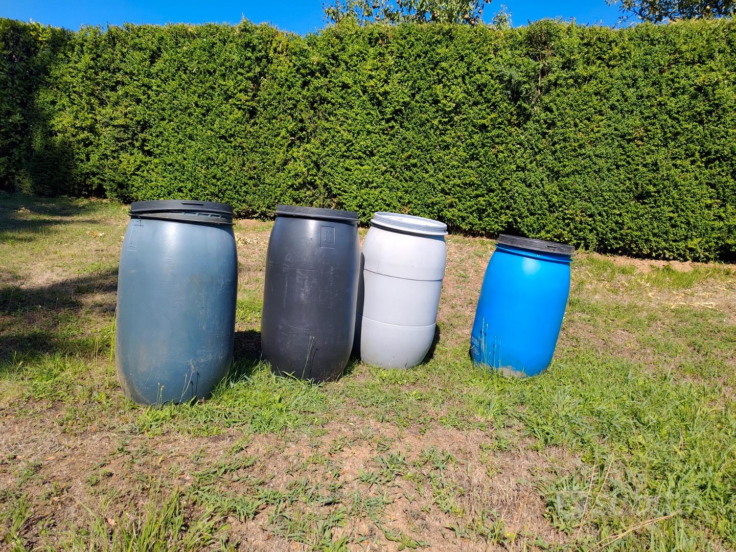 N. 27 fusti in plastica 120 L - Giardino e Fai da te In vendita a Biella