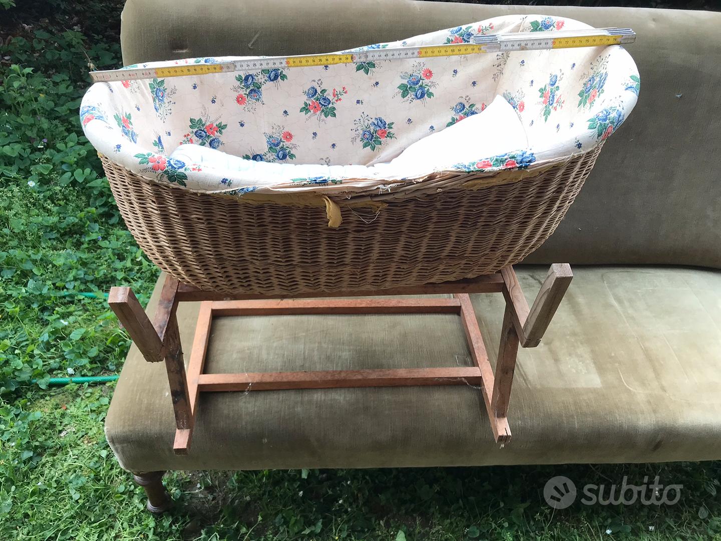 Culla in vimini per neonato vintage - Collezionismo In vendita a Novara
