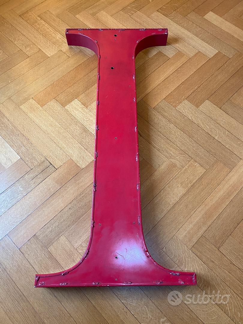 Lettera “i” in metallo da insegna d’epoca - Collezionismo In vendita a ...