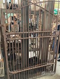 Cancello antico con barre piene - Giardino e Fai da te In vendita a Asti